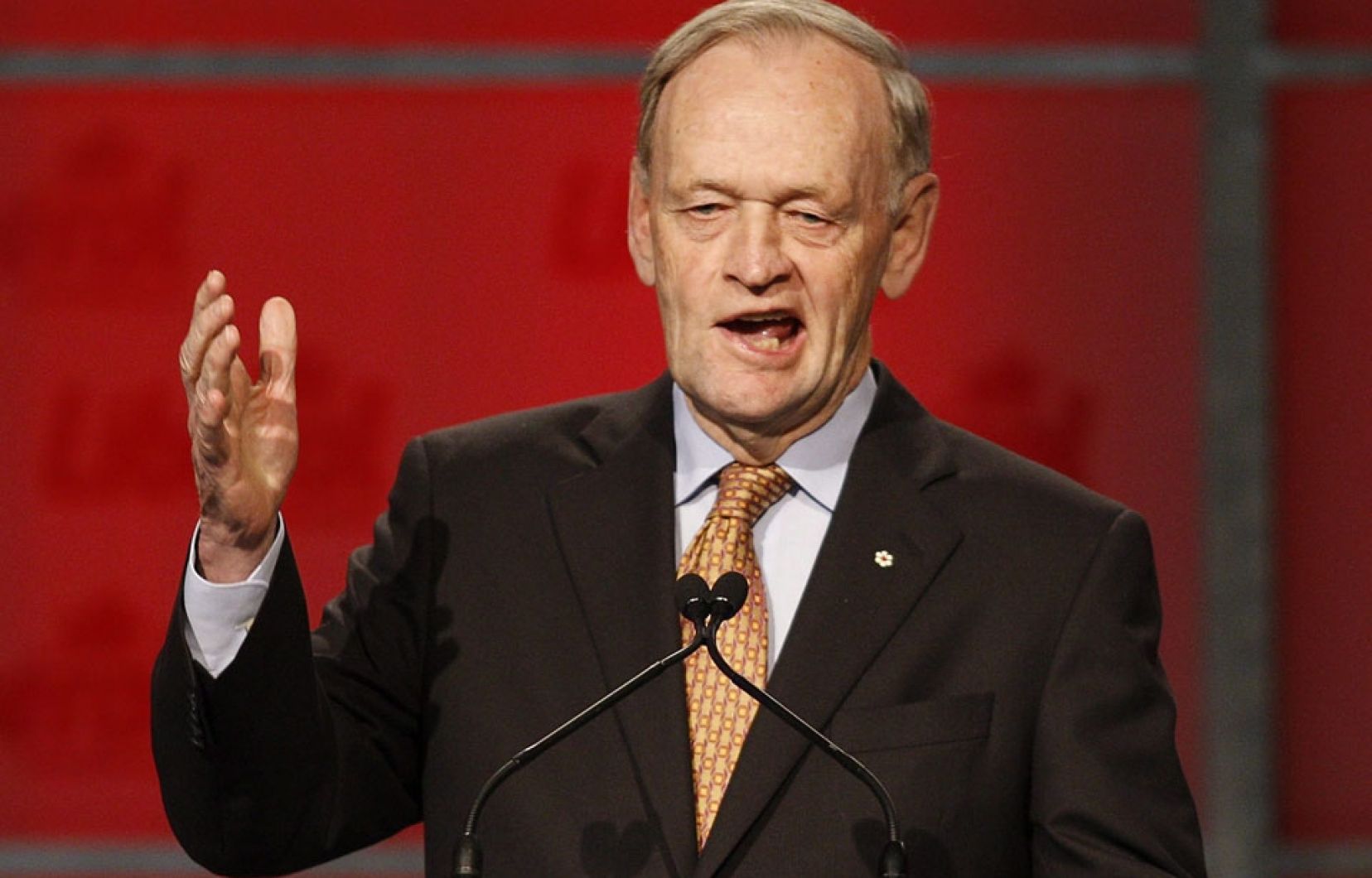 Un remix trap du fameux «s'quatre novembre au soir» de Jean Chrétien - HHQC